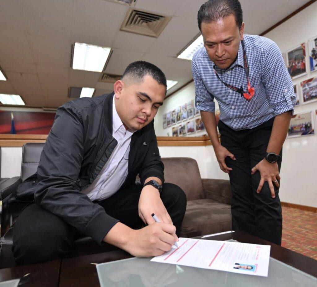 Dr. Akmal sah bertanding Ketua Pemuda UMNO - MYKMU.NET Dr. Akmal sah bertanding Ketua Pemuda UMNO - MYKMU.NET