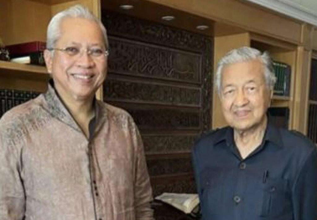 Mahathir sertai Muafakat Nasional? - MYKMU.NET