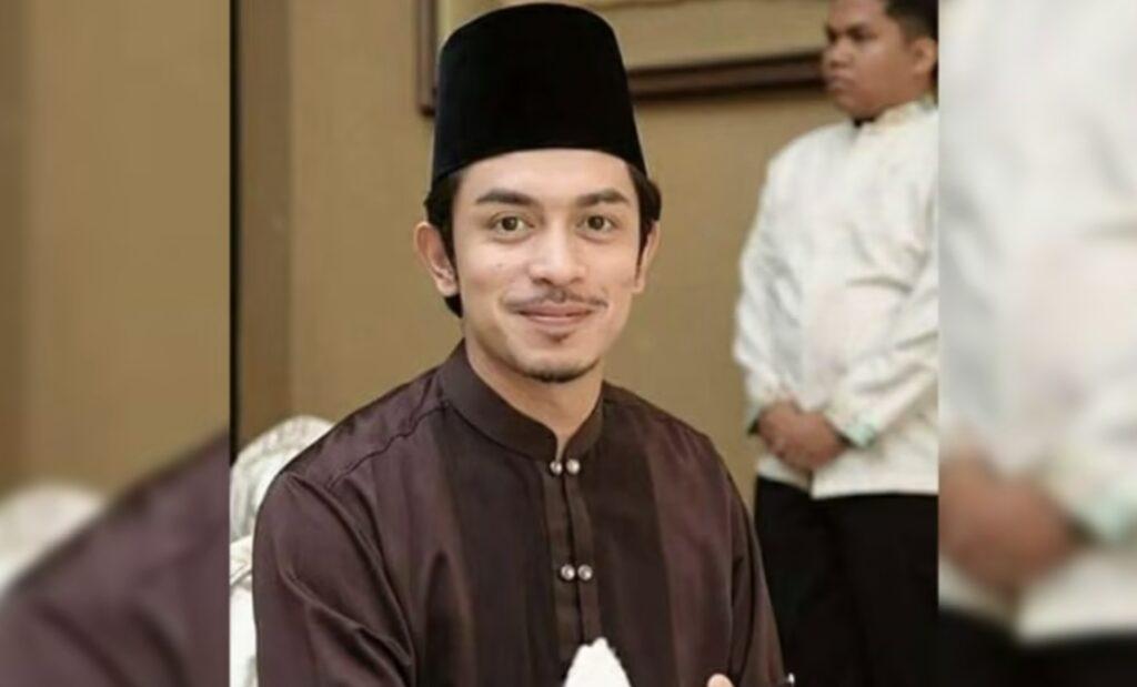 Iqram Dinzly ajak berzina di dalam masjid - MYKMU.NET Iqram Dinzly ajak berzina di dalam masjid - MYKMU.NET