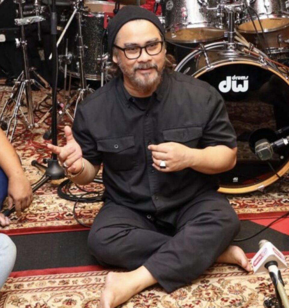 Jangan buat anak, lepas tu sakit - Awie - MYKMU.NET