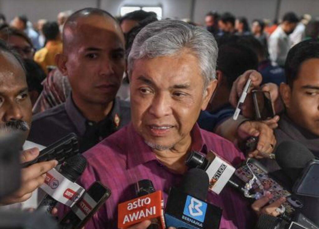 Pihak dakwa mahu baiki Umno seperti tikus baiki labu - MYKMU.NET