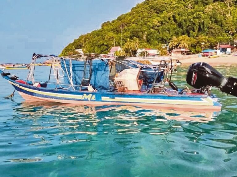 APMM siasat operator bot karam di Pulau Perhentian - MYKMU.NET