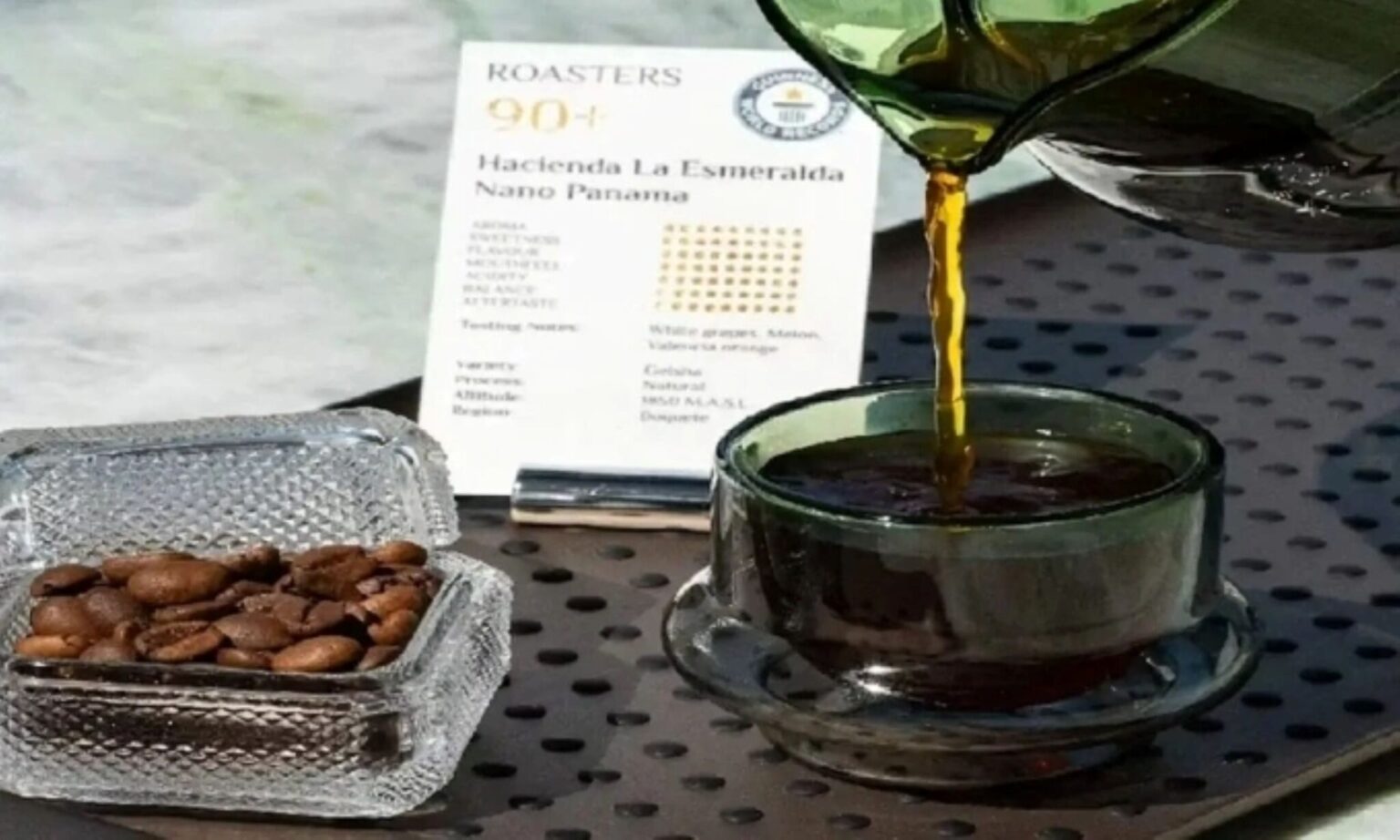 Kopi paling mahal di dunia dijual hampir RM3,000 secawan - MYKMU.NET