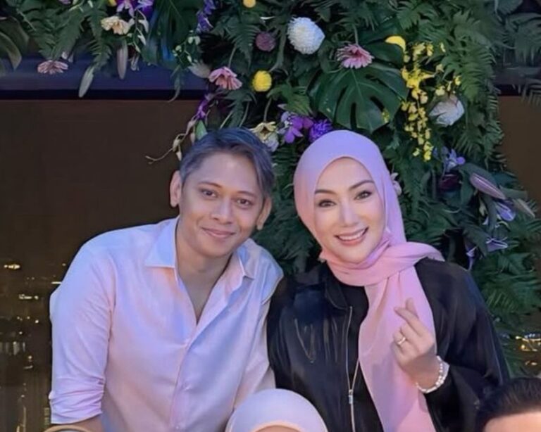 Erra Fazira Kongsi 6 Jam Bergayut Telefon Dengan Mr.E [VIDEO] - MYKMU.NET