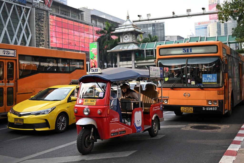 Salah tempat berasmara, 2 pelancong didenda lebih RM1,200 - MYKMU.NET